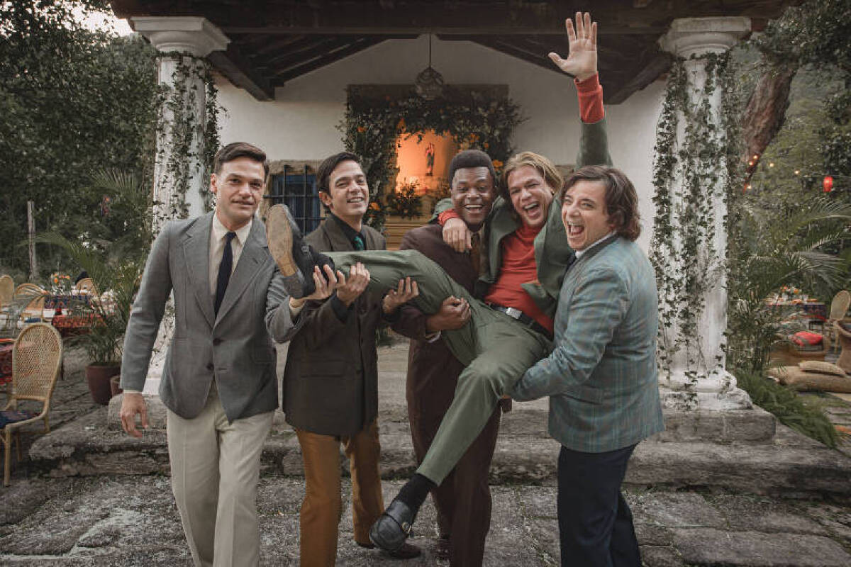 Série "Fim" expande livro de Fernanda Torres entre drama sobre ...